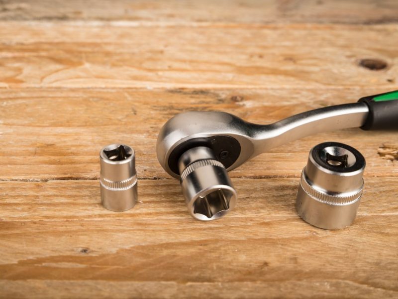 How Does a Torque Wrench Work: Learn A to Z - MEC